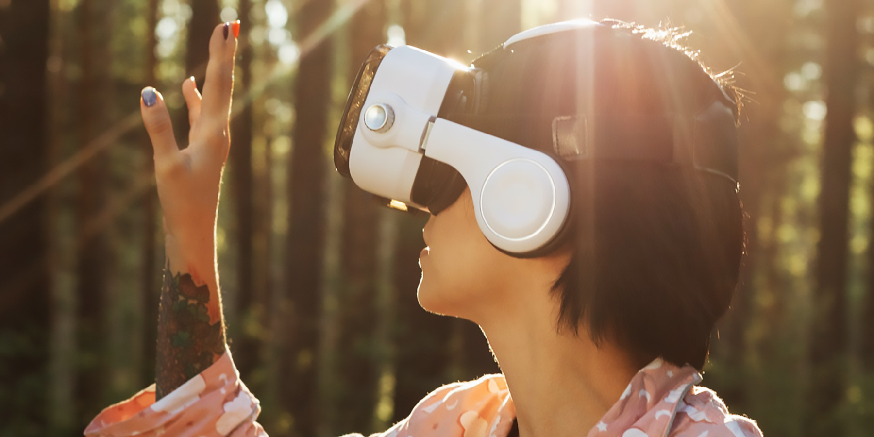 Pros and Cons of the Metaverse — Konsyse